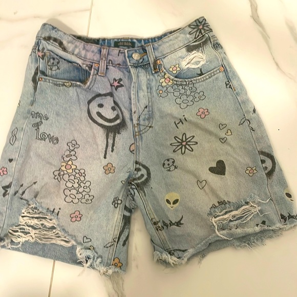 wild fable | Shorts | Graphic Design Jean Shorts | Poshmark